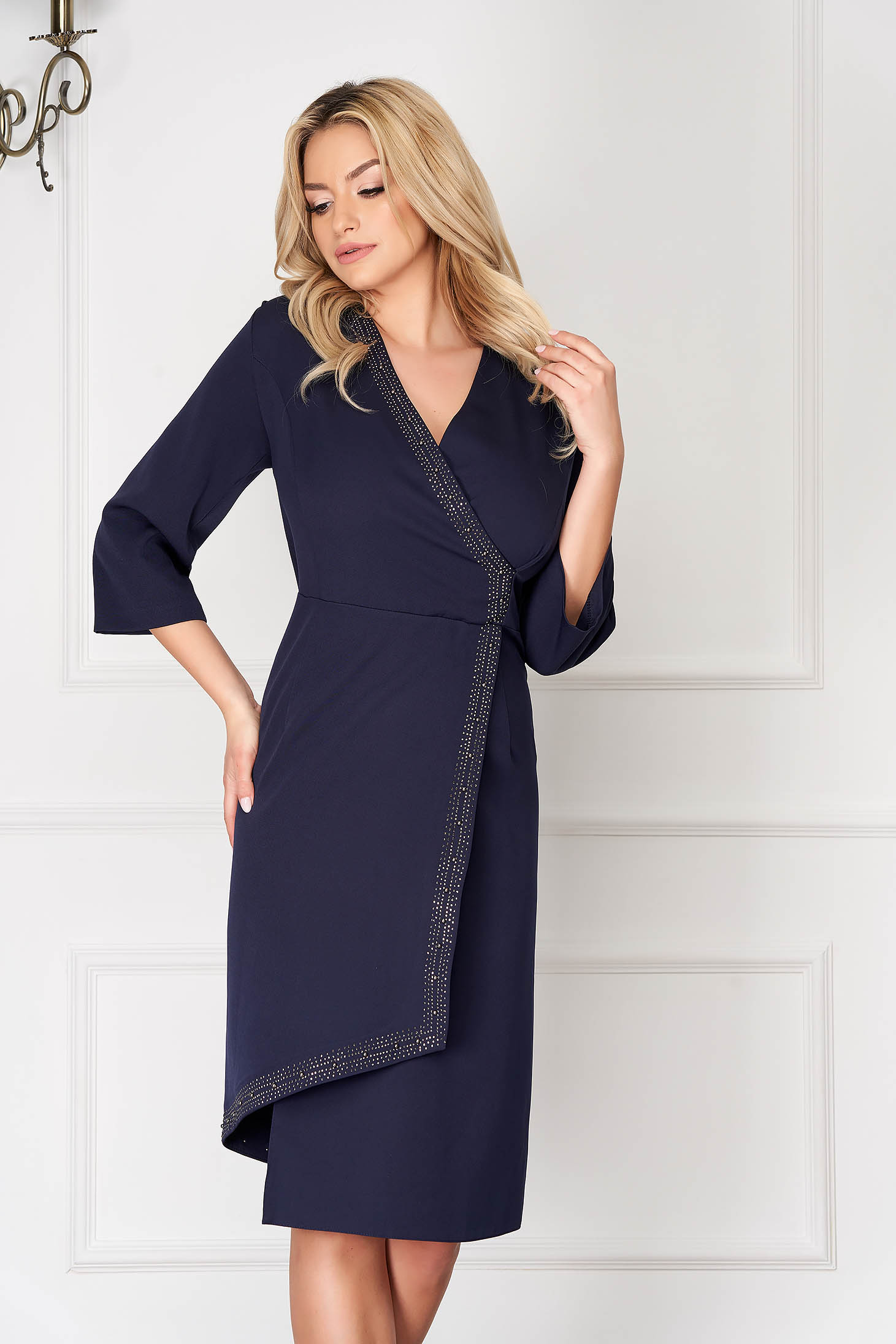 Rochie albastra eleganta midi asimetrica tip creion cu maneci trei-sferturi